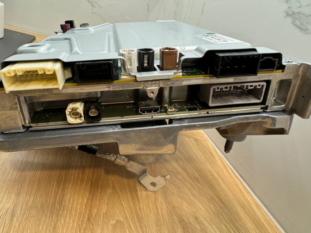 Tesla Model 3 Highland 2024+ AMD MCU Z Car Computer Autopilot 4.0 (EU ...